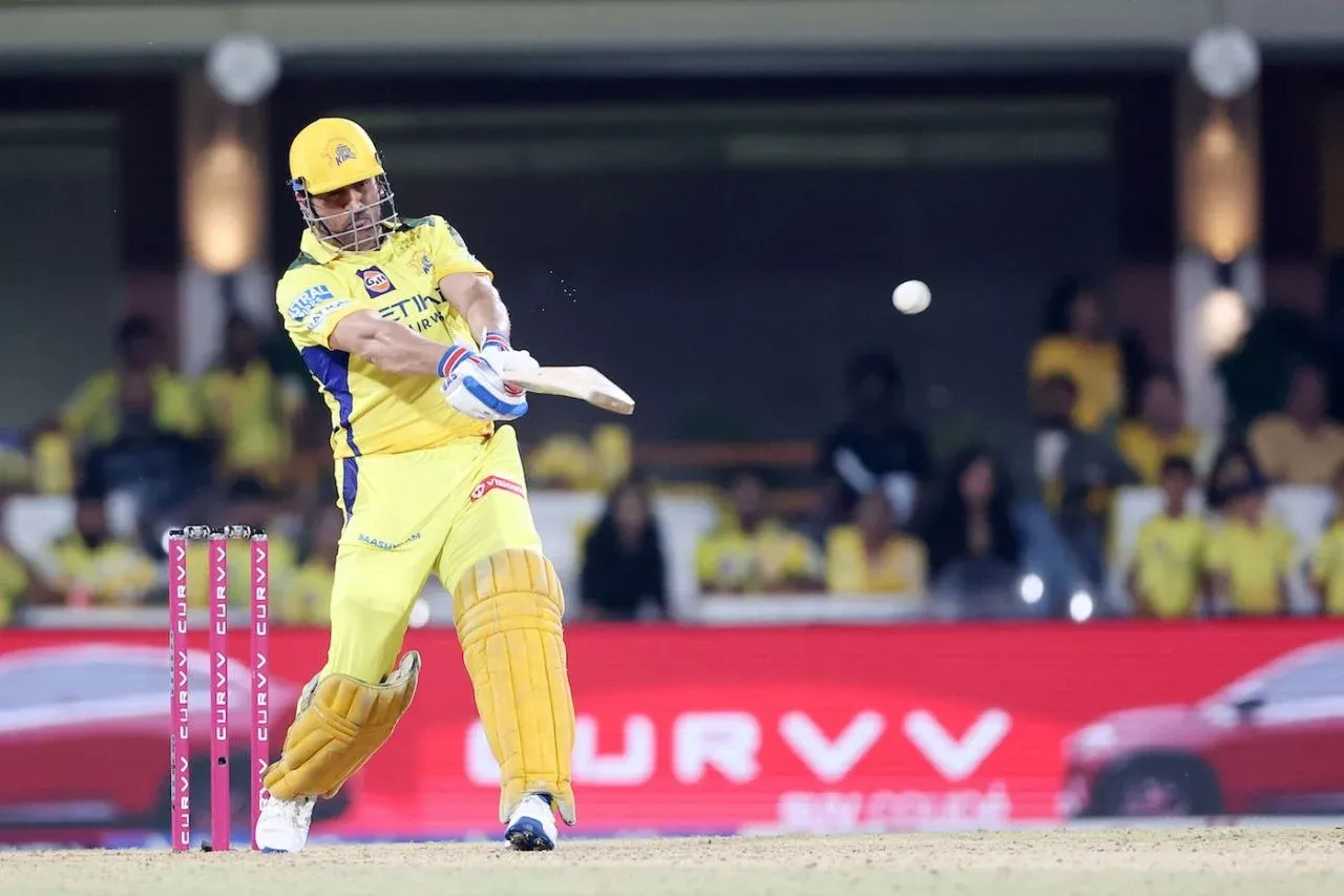 MS Dhoni Surpasses Suresh Raina As Top Scorer For Chennai Super Kings ...