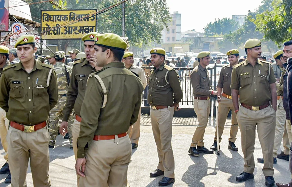 UP Police sets social media rules for 60,244 new constables - english ...