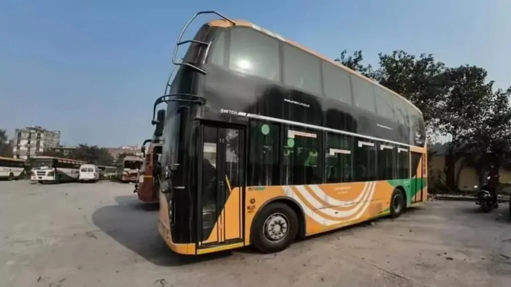 Noida Double Decker Bus: After Mumbai, Noida to introduce 7 luxury ...